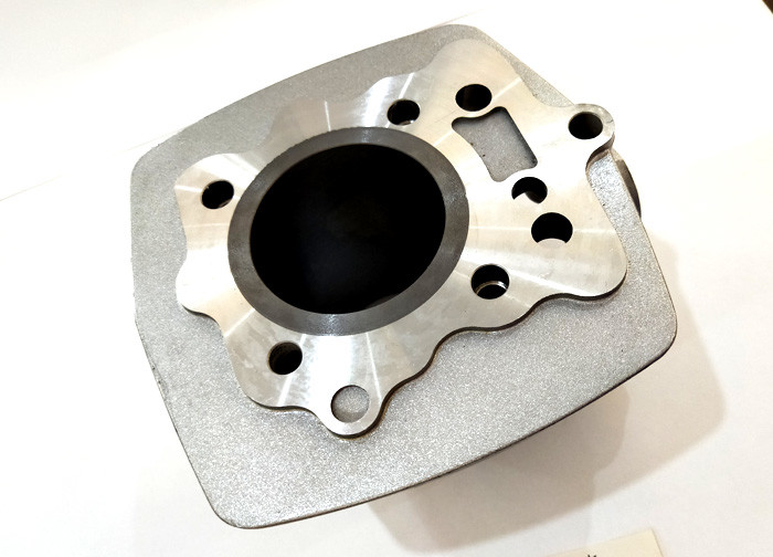 Aluminum Motorcycle Engine Block CG125 / GK125 Silver Color Dia.56.5mm