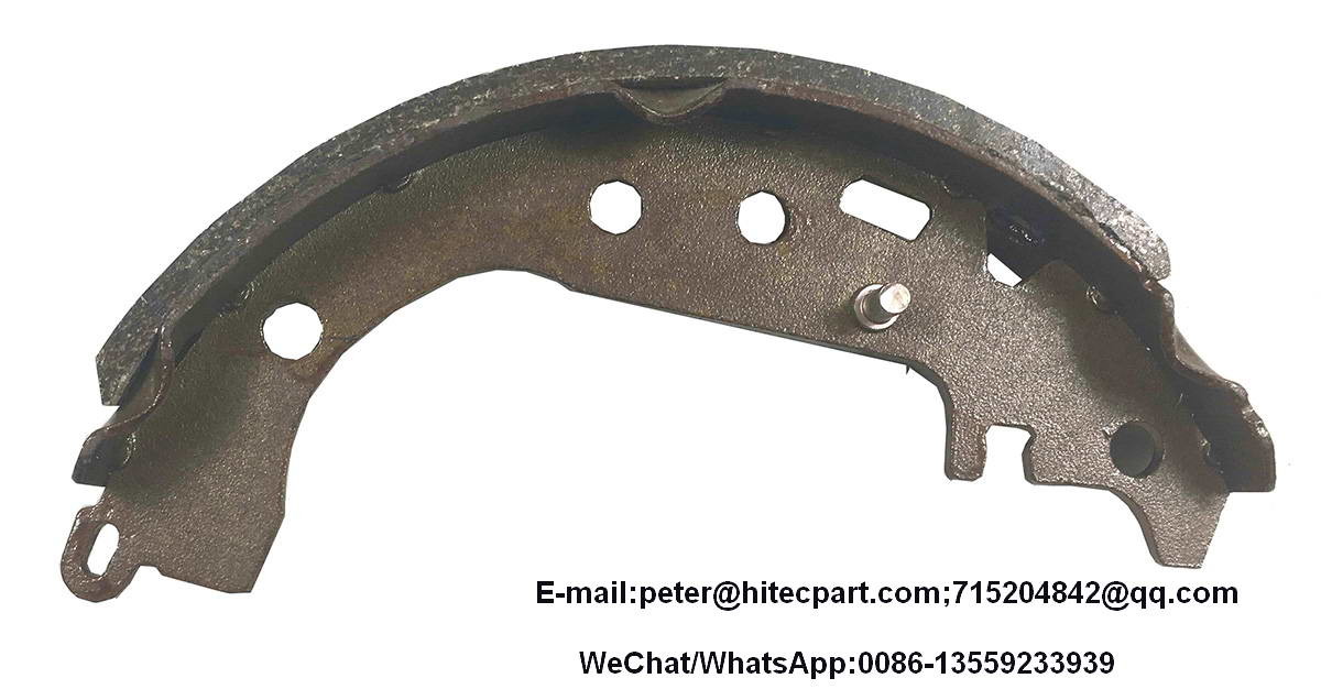 Aftermarket Car Drum Brake Shoe Set , Rear Axle Brake Shoe OEM 0449552020